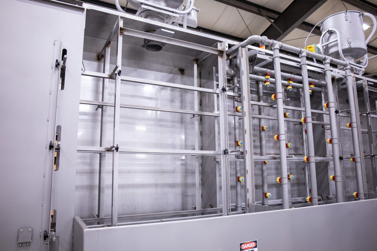 Cleaning Plastic Dunnage (1009) - Alliance Manufacturing